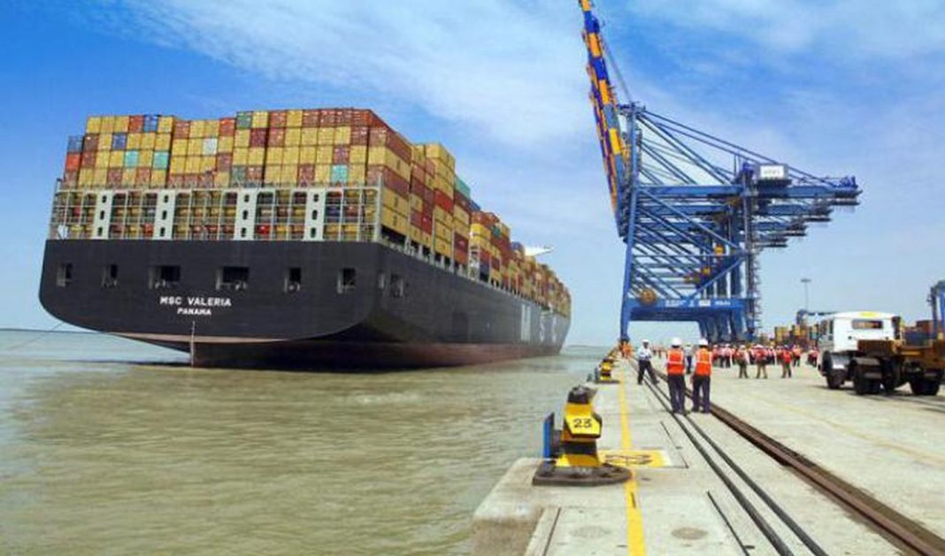 Mundra Port creates new benchmark in vessel handling efficiency